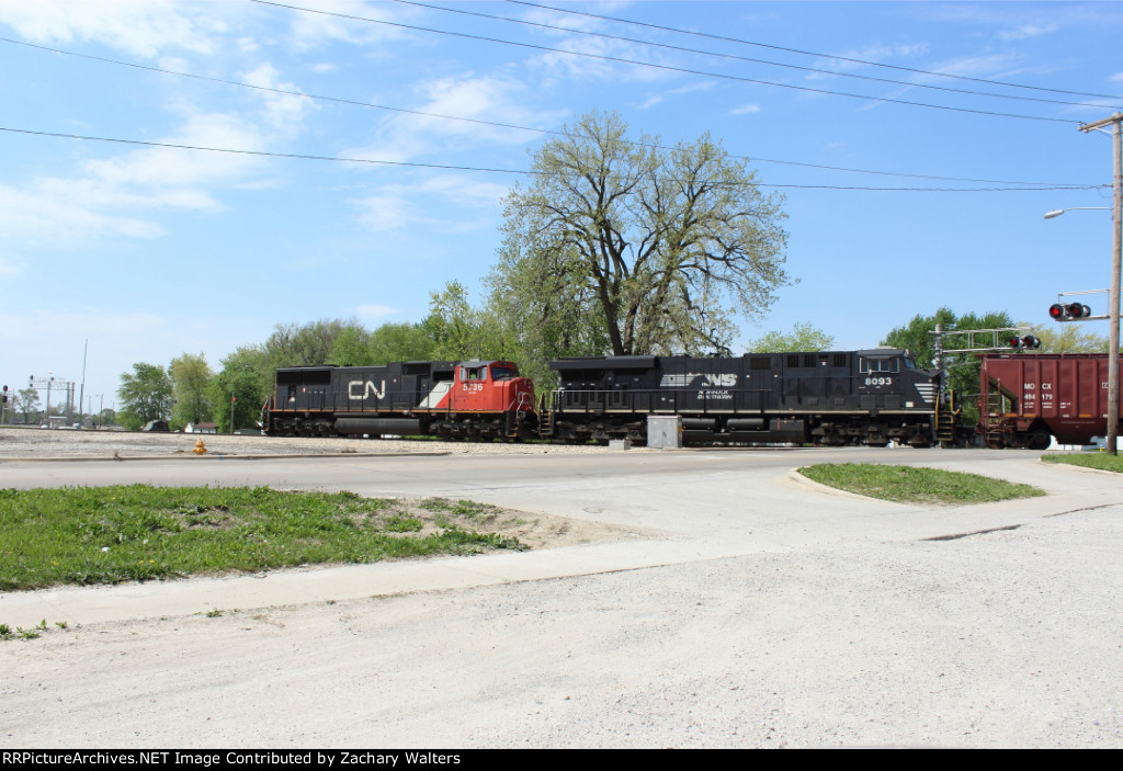 CN 5736 NS 8093